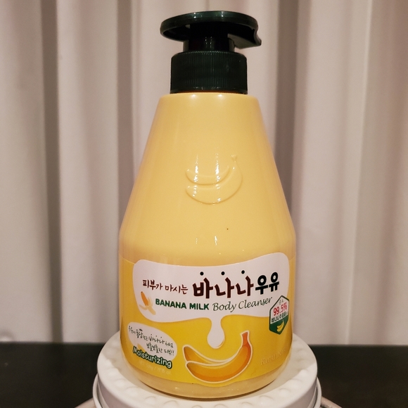 Kwailnara | Skincare | Kwailnara Banana Moisturizing Body Cleanser ...